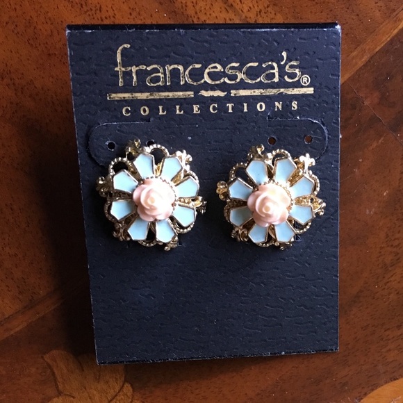 Francesca's Collections | Jewelry | Francescas Floral Earring | Poshmark